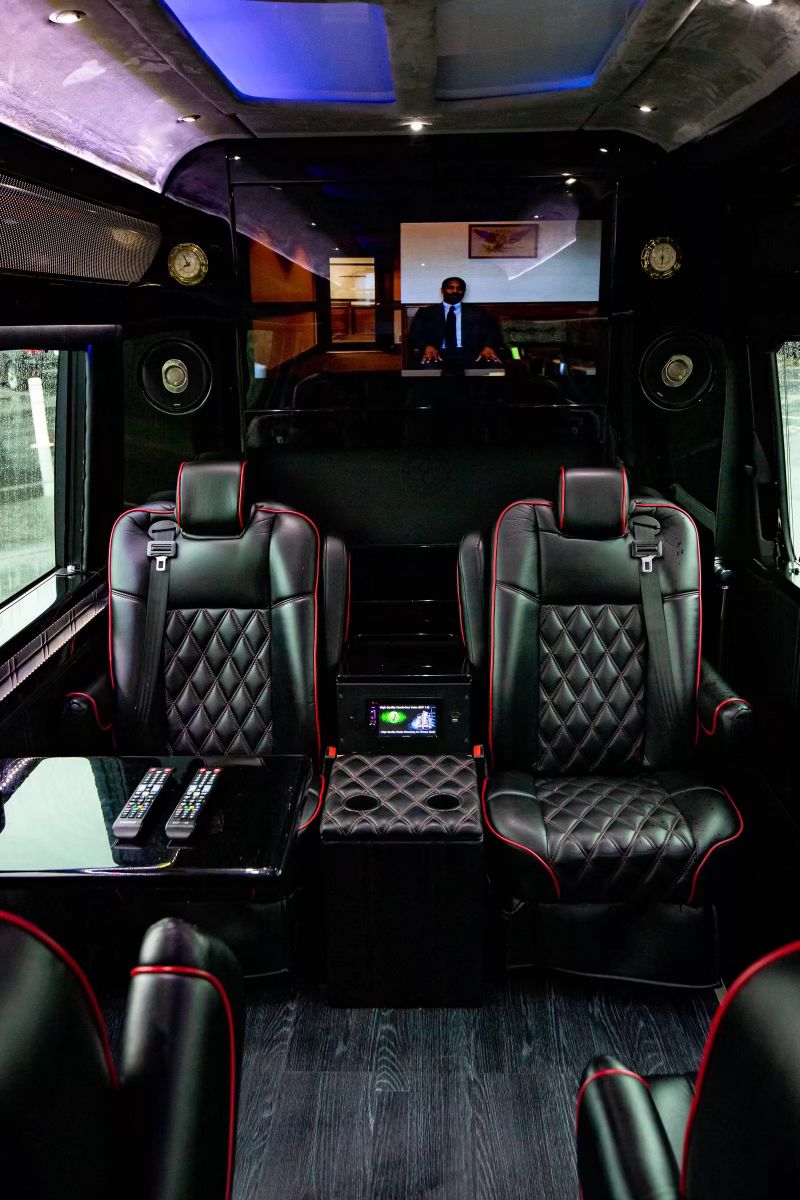 Executive Sprinter Rental | Black Car Miami